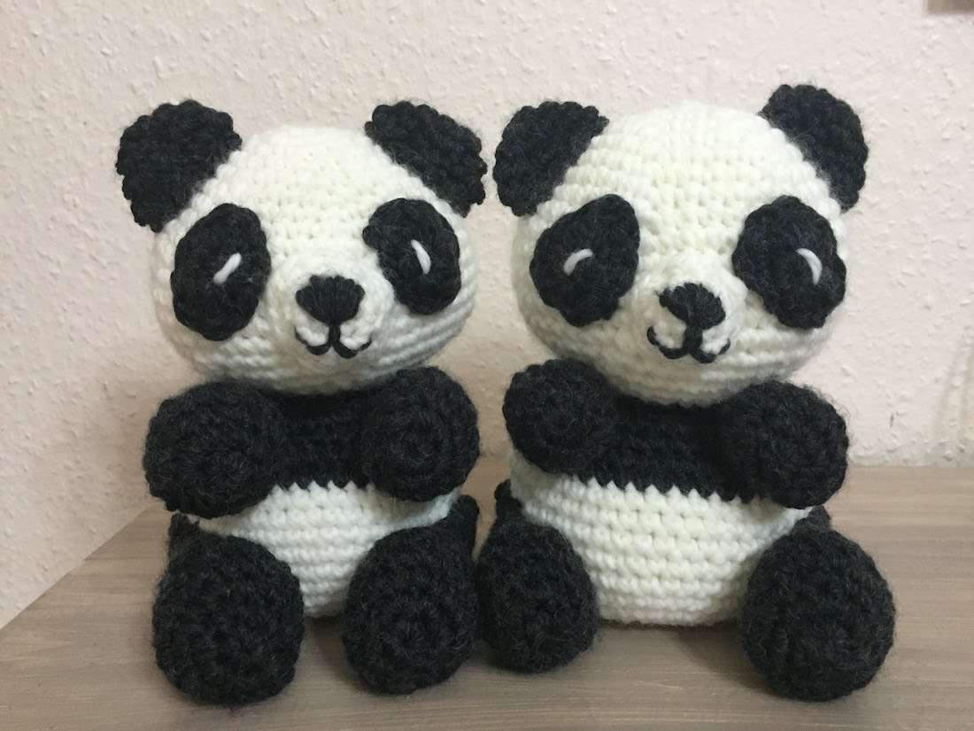 Voici comment réaliser un joli panda au crochet - C'est fait maison